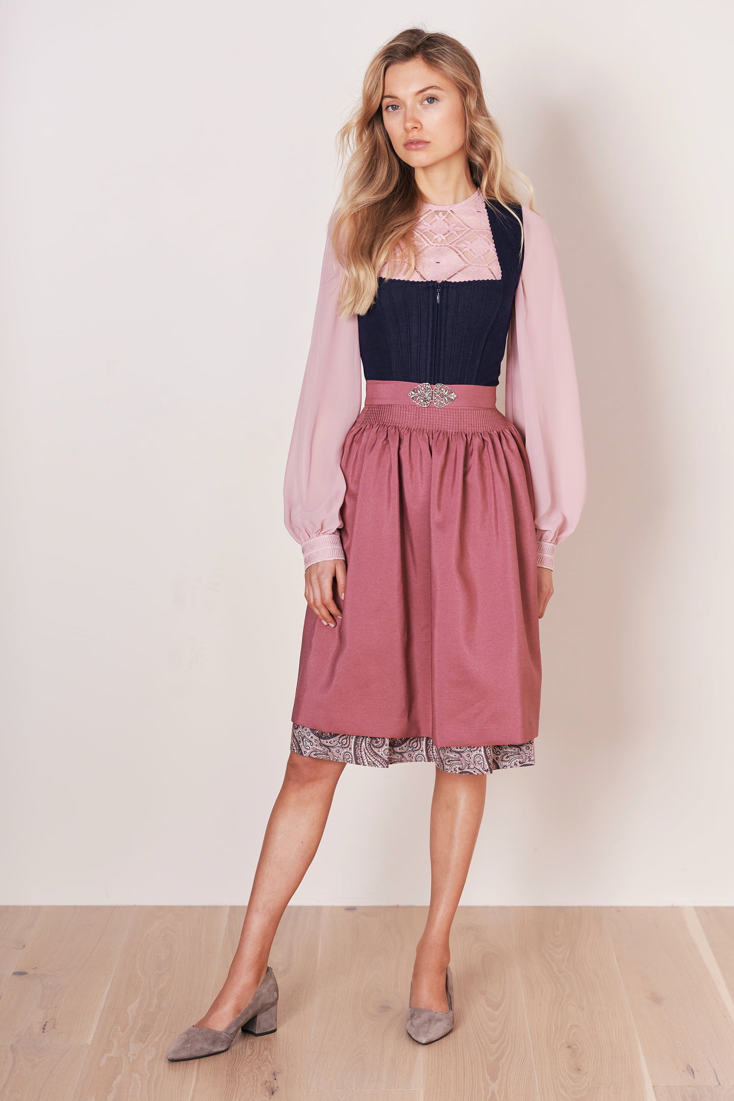 Dirndl Jolita (60cm) in blau im Julia Trentini AT Online Shop