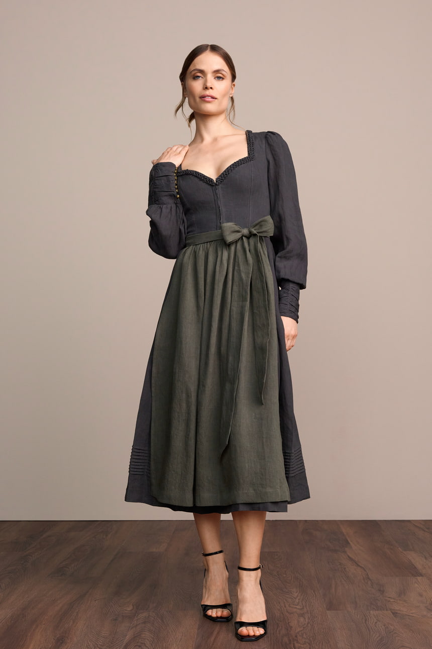 Trachtenmode für Damen » Traditionelle Schätze